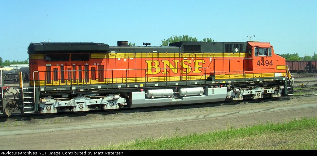 BNSF 4494